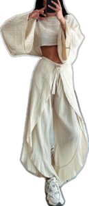 Aesthetic Layers: Balancing Comfort and High Fashion