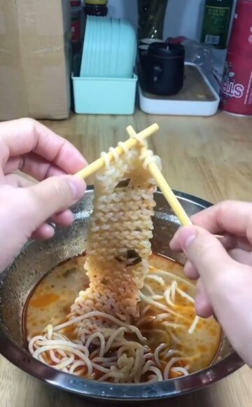 40 Funny Photos Without Context That Get Weirder The Longer You Look At ...