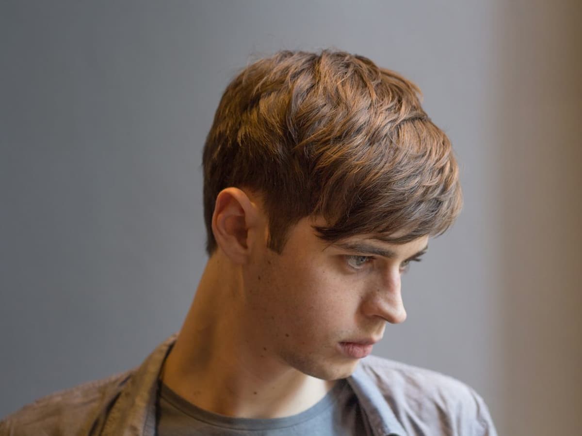 12 Best Short Hairstyles for Men: A Barber’s Guide