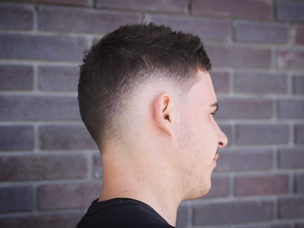 12 Best Short Hairstyles for Men: A Barber’s Guide