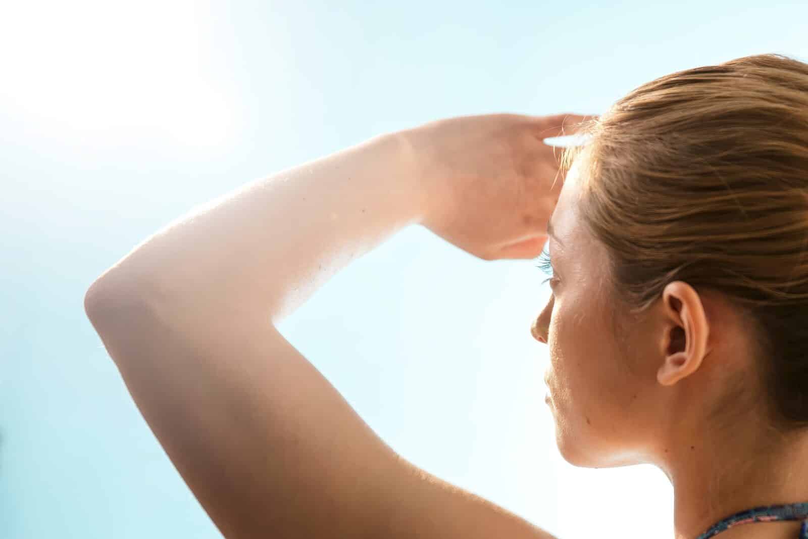 How to Stay Looking Young: 19 Ways to Increase Your Longevity