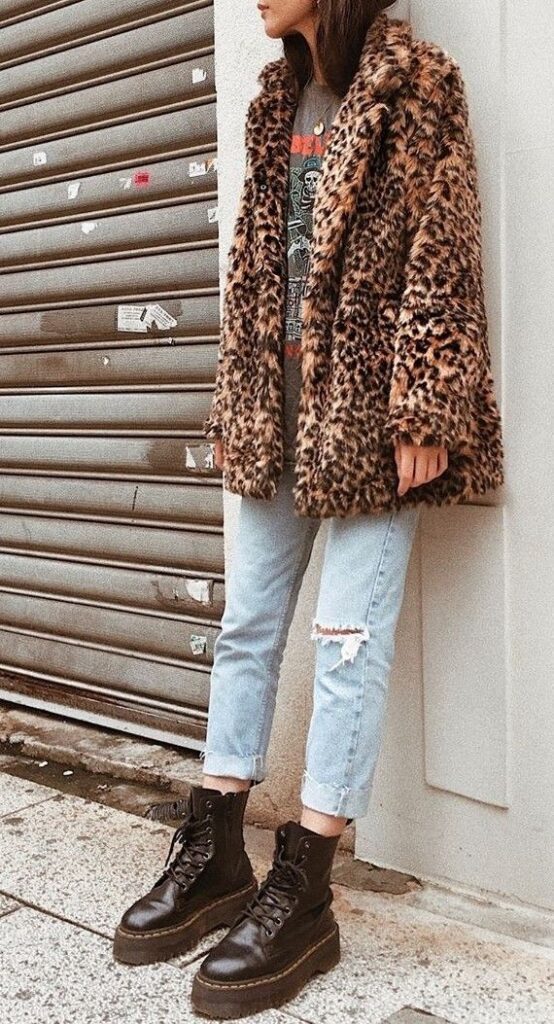 Stunning Winter Outfits Every Woman Should Own This Season