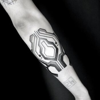 20 Simple Line Tattoos for Men