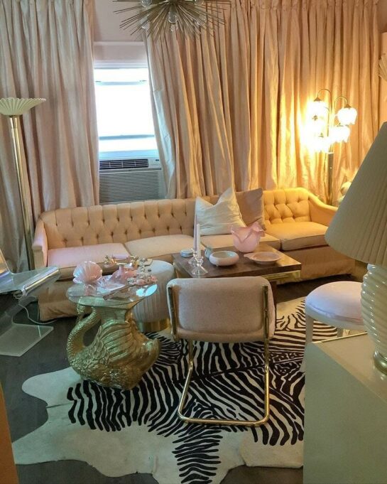15 Decor Ideas for a Glam Living Room