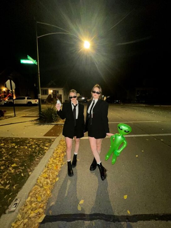 20 Simple Styles Of Men In Black Costume For Women