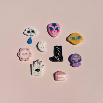 Bag Pins That Make a Statement That Show Off Your Personality