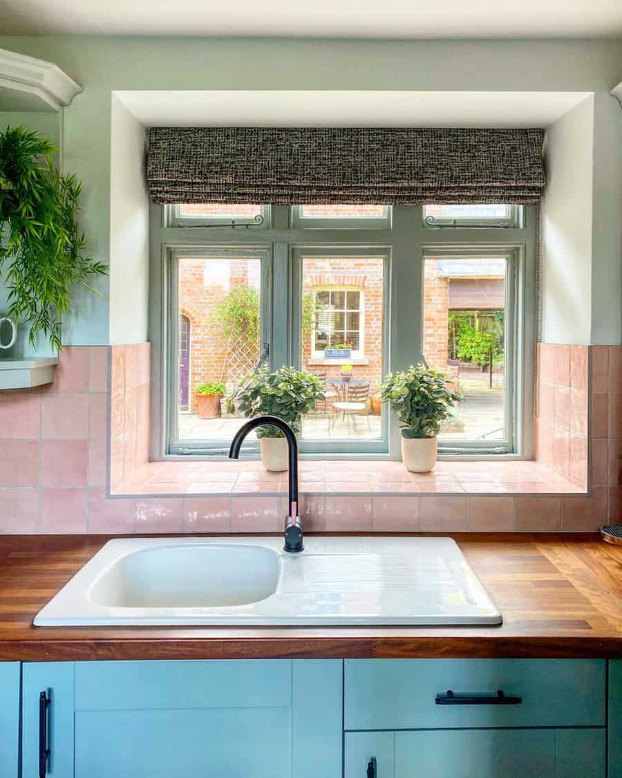 10 Space-Saving Kitchen Sink Designs for Small Kitchens