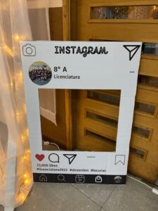 Your Story, Your Style: Customizable Instagram Frame Templates