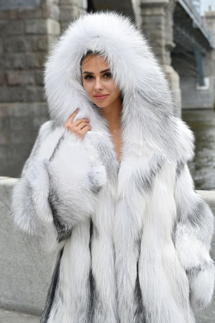 20 Ways to Rock a Fur Coat with Elegance and Confidence