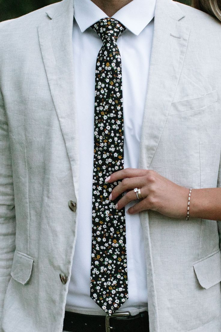 Groom’s Guide to Selecting the Perfect Wedding Tie: Elevate Your Style ...